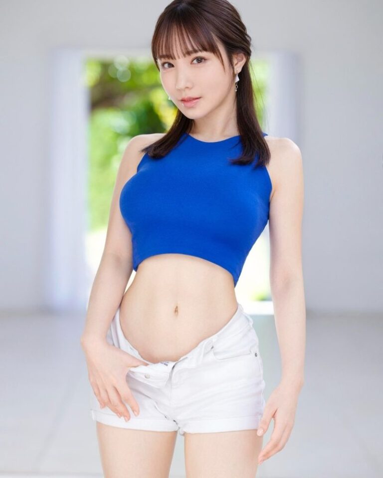 “Ao Ebisaki” ดาวเด่นคนใหม่แห่งวงการ AV กับเรื่องราวเบื้องหลังสุดซึ้ง ที่คุณอาจคาดไม่ถึง